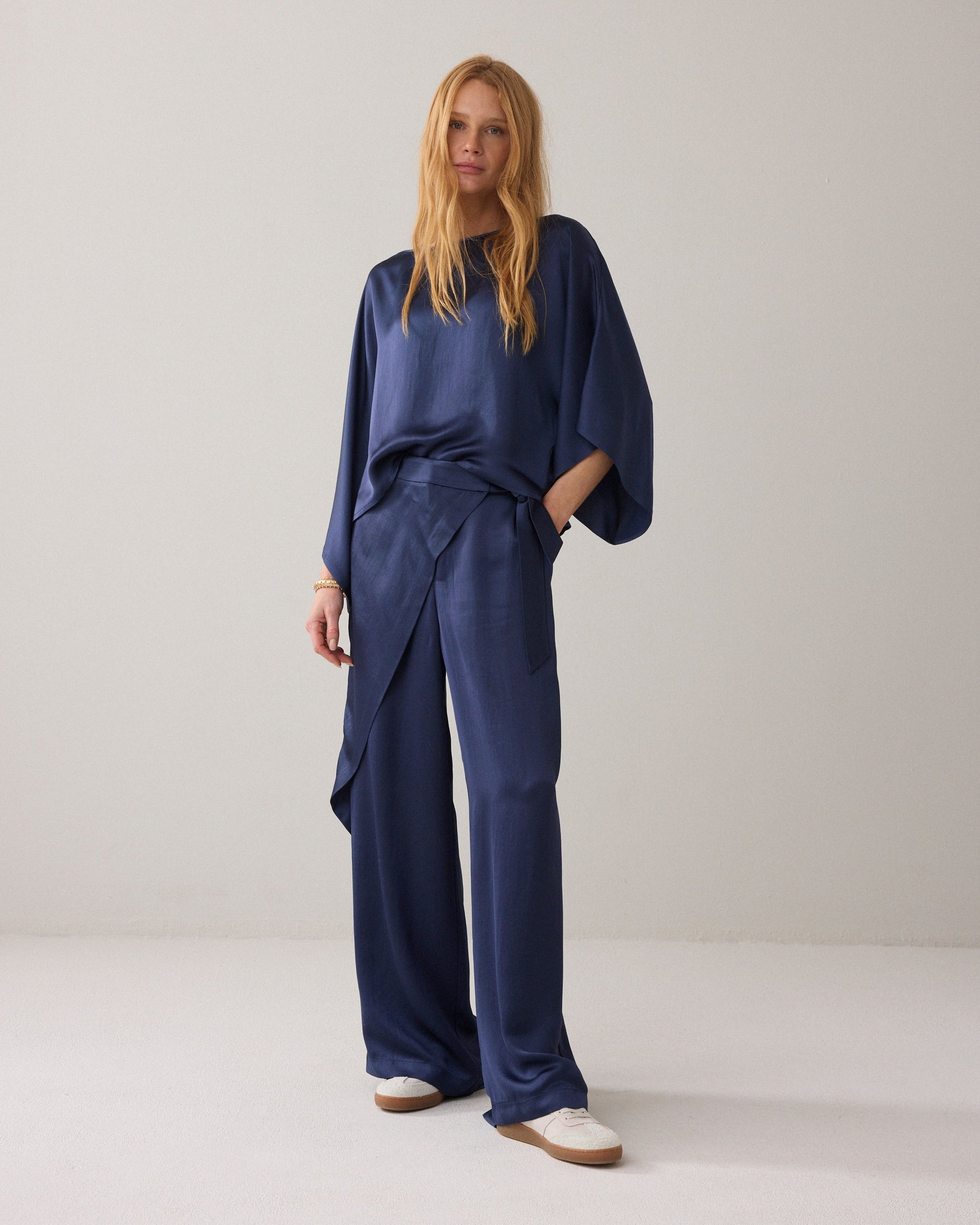 Shop Summum Woman Navy Noir Silky Trousers - 4S2943 | Vanity Fair